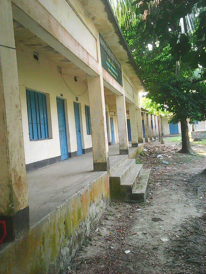 ALHAJ ABDULLAH HIGH SCHOOL
